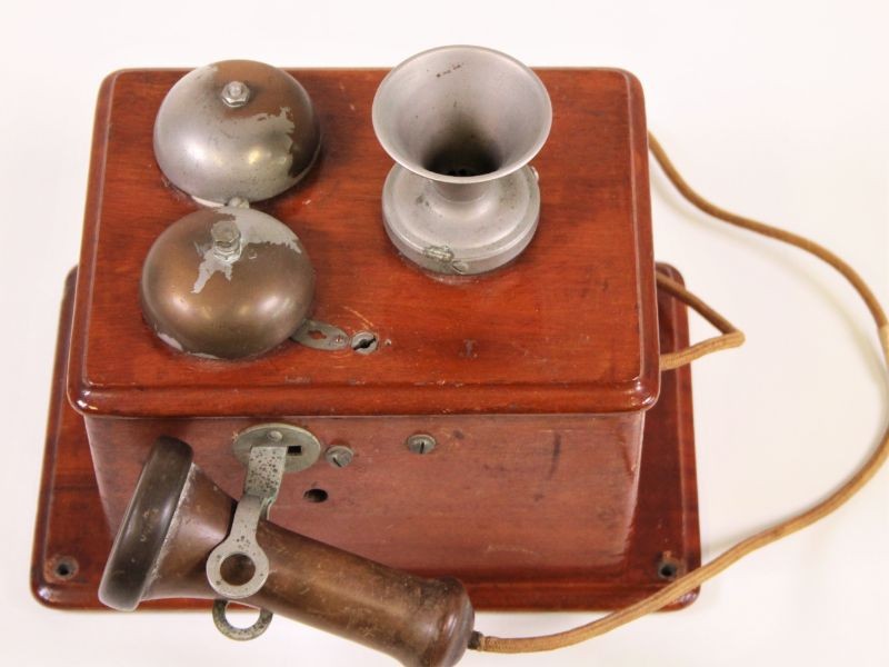 Bell telefoon - Antieken houten muurtelefoon - Kringwinkel