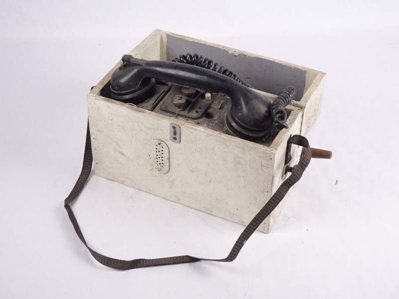 Oude draagbare telefoon - Kringwinkel