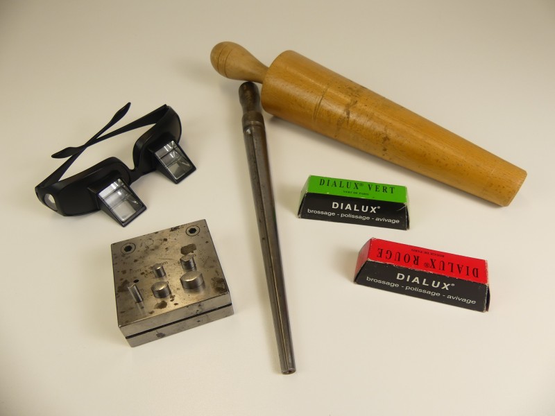 Werkgerief voor juwelen te bewerken - Kringwinkel