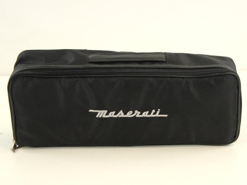 Maserati emergency kit - Kringwinkel